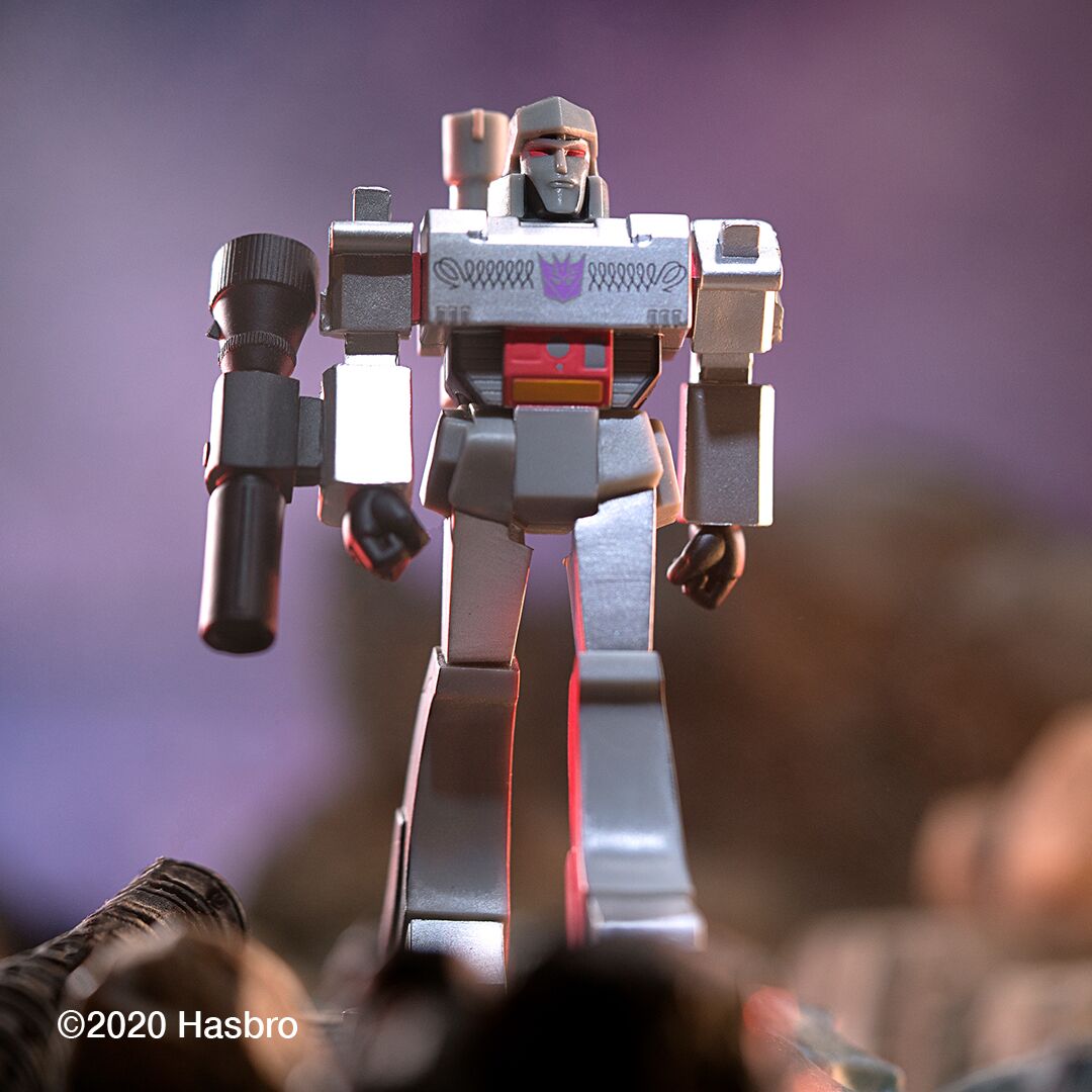 Transformers Reaction W1 RECOLOR - Megatron (Chrome Commander) – Super7